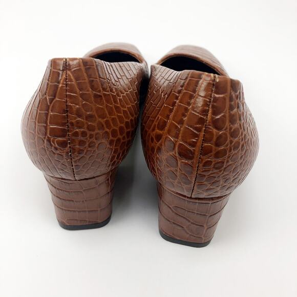 Parker | Shoes | Marion Parke Pierson Pump 36 Us 6 Tan Croc Print ...